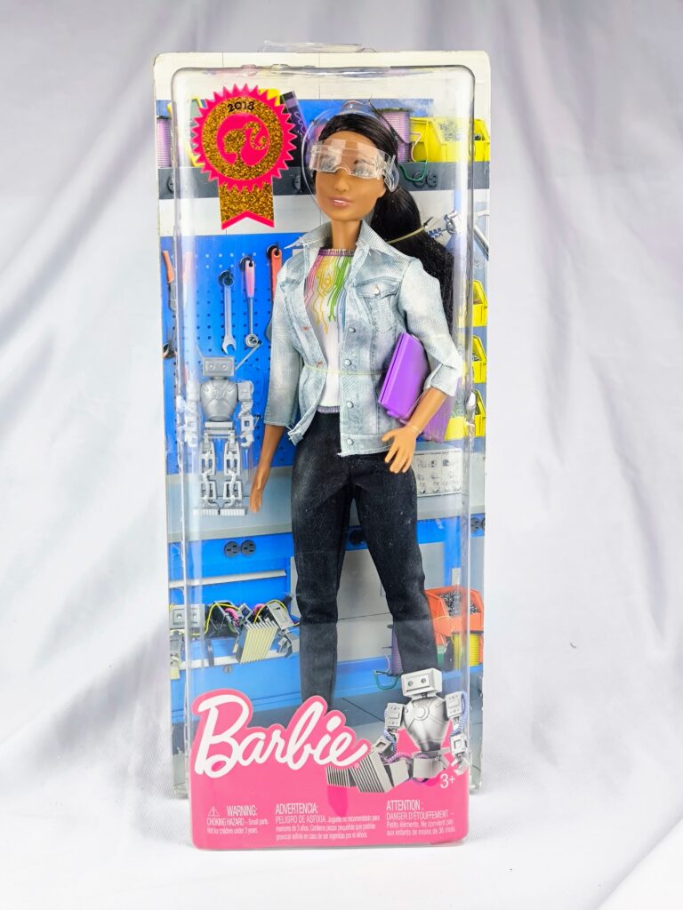 Barbie Robotics Engineer de 2018 | Becker Toys